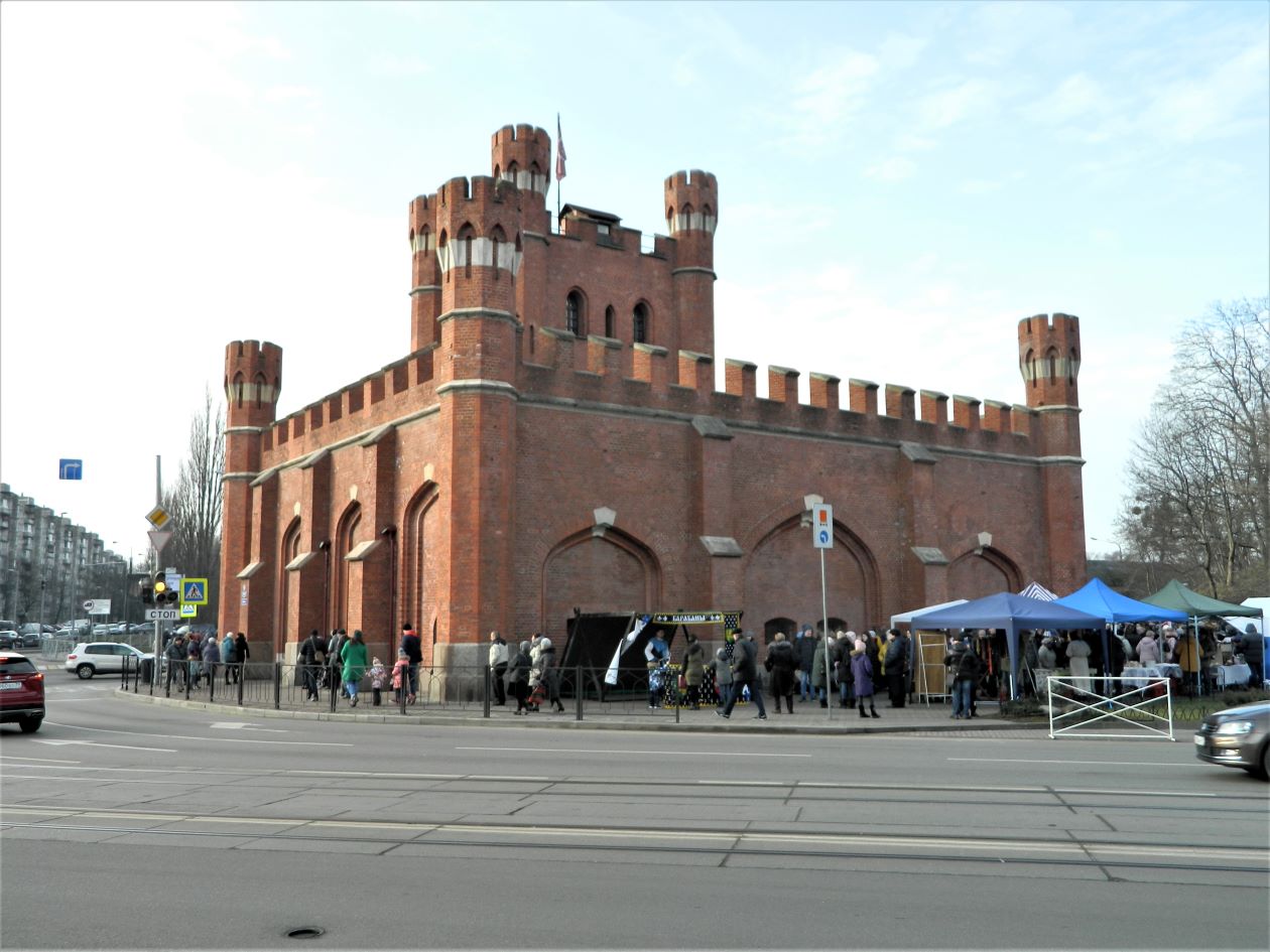 Kaliningrad Architectural Contrasts - Expat in Kaliningrad, Russia